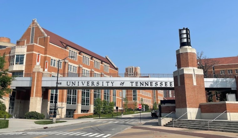 UNIVERSITY OF TENNESSEE UNVEILS NEW "SMOKEY GREY" UNIFORMS CELEBRATING ...