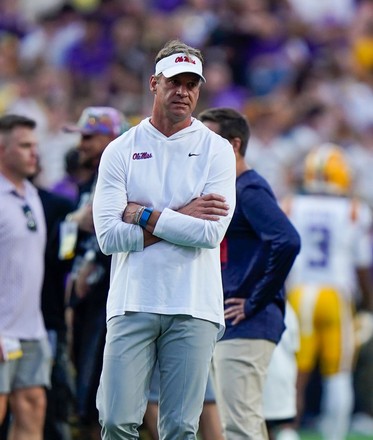 Lane Kiffin Under Fire as Jaxson Dart Linked to LSU Transfer Am